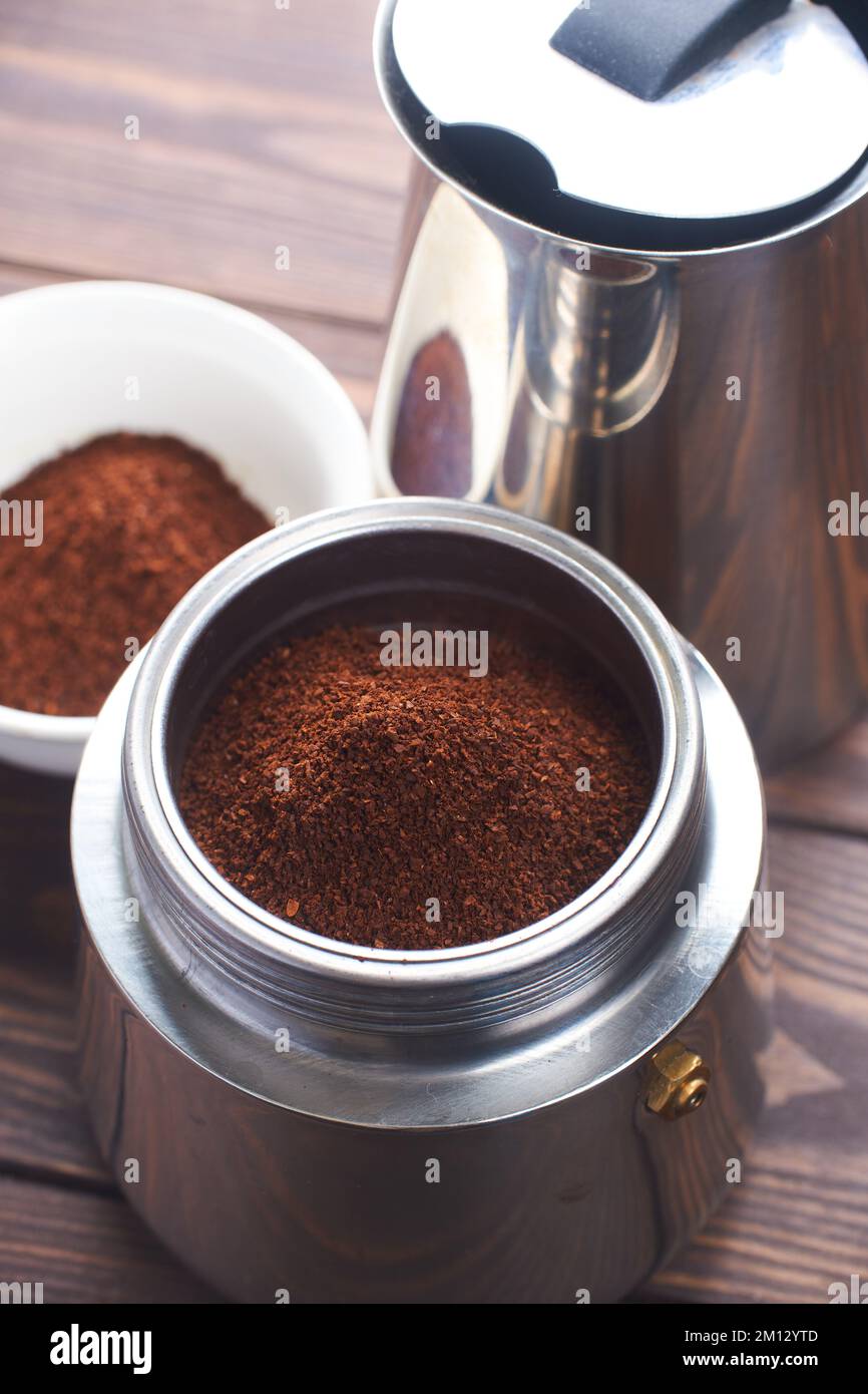 Old coffee pot hi-res stock photography and images - Alamy