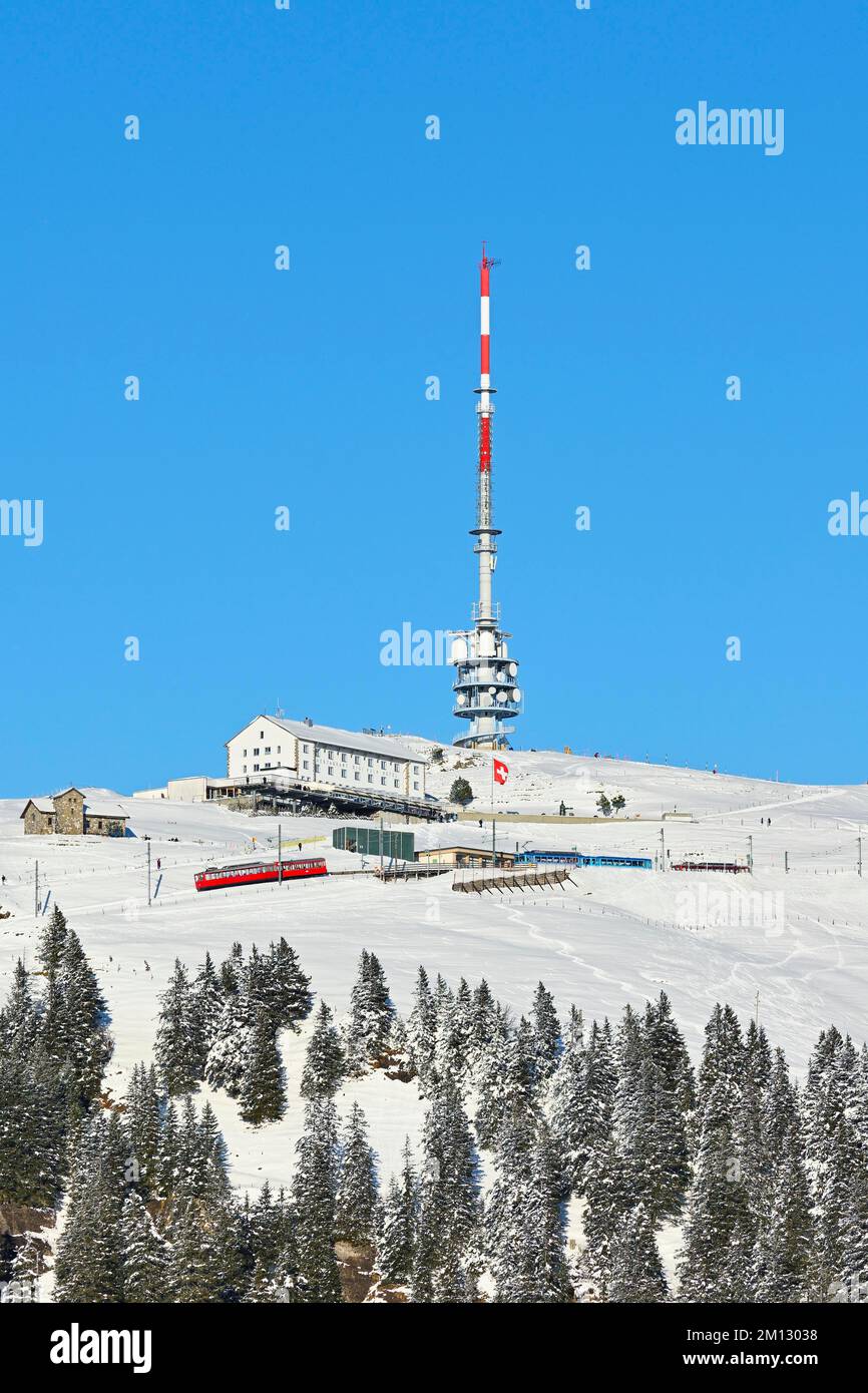 Terminal rack hi-res stock photography and images - Alamy