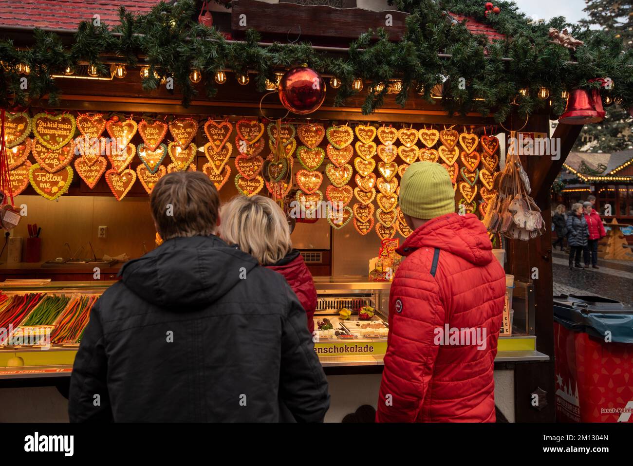 Gingerbread stand hi-res stock photography and images - Alamy