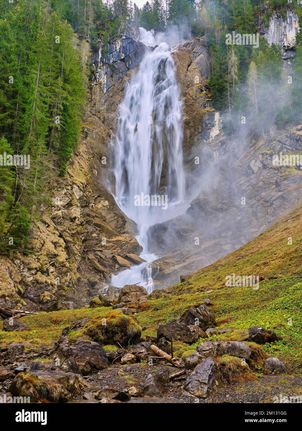 Iffigfall waterfall, Lenk, Simmental, Canton Bern, Switzerland, Europe ...