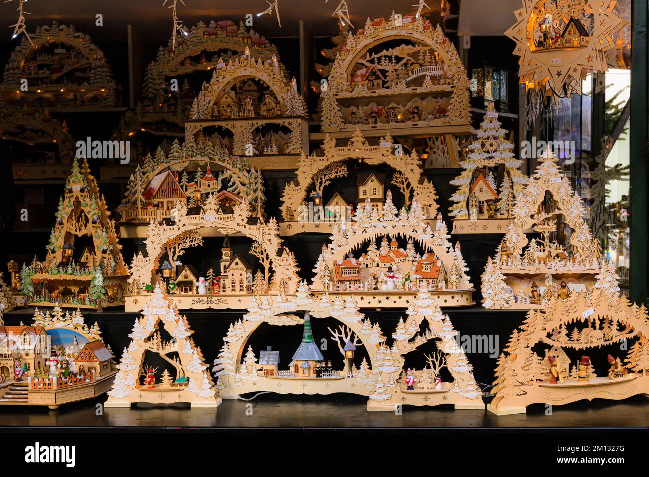 Candle arches at christmas market in salzburg hi-res stock photography ...