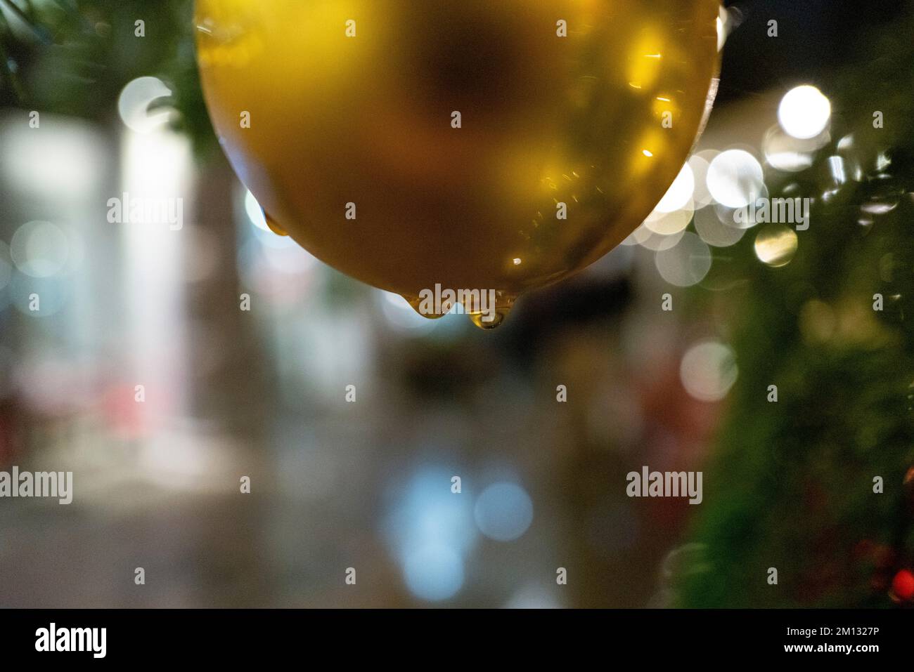 Christmas ball in the rain hi-res stock photography and images - Alamy