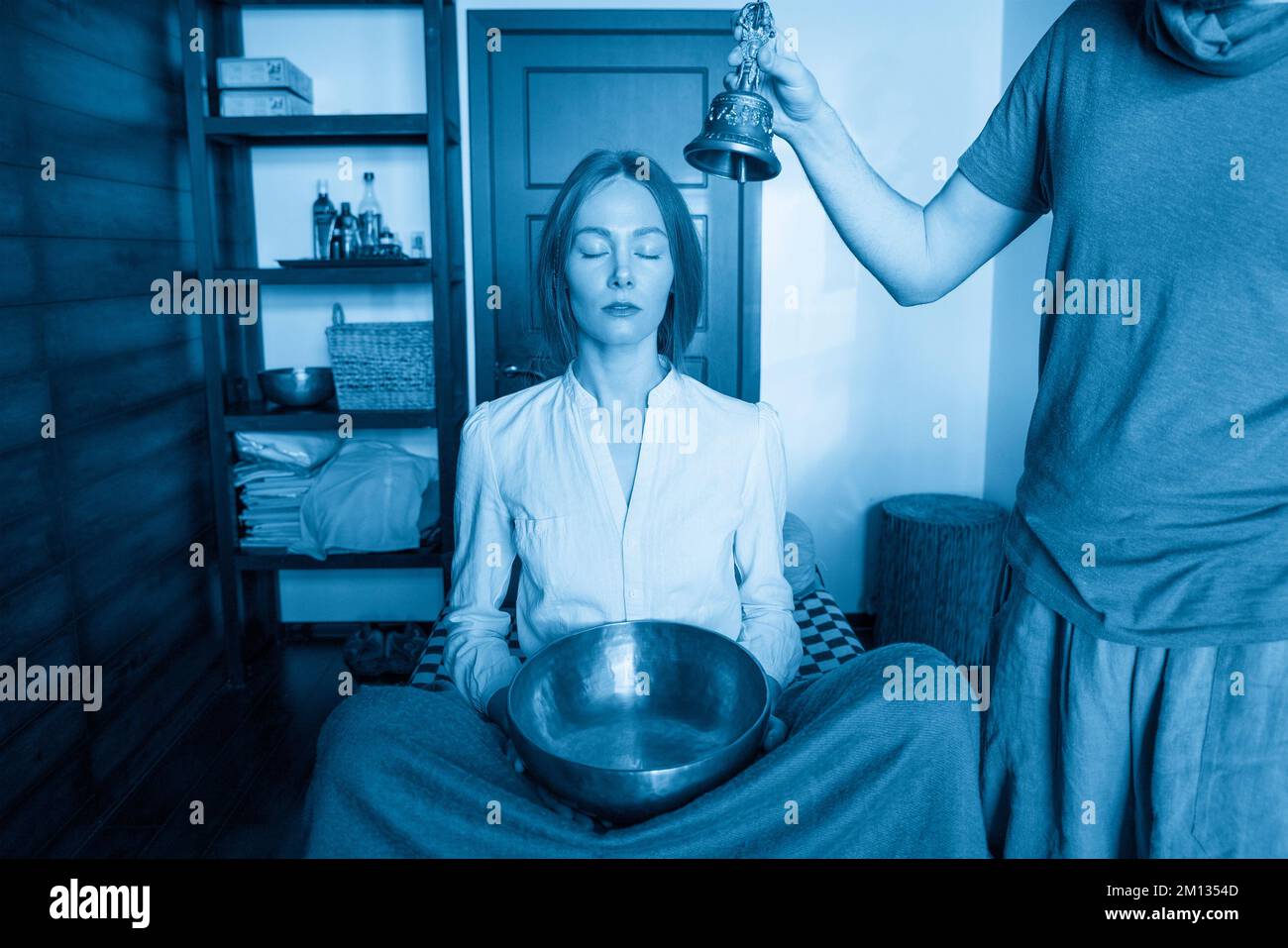 Tibetan singing bell hi-res stock photography and images - Alamy