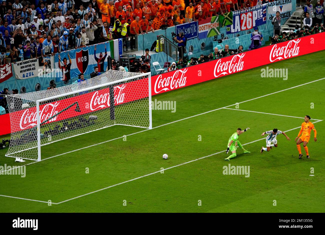 Nahuel molina december 9 2022 hi-res stock photography and images - Alamy