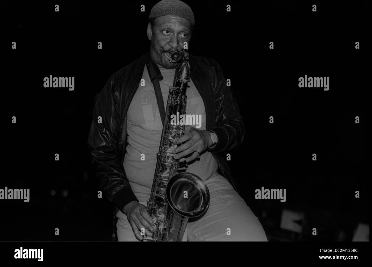 Friedrichstadtpalast Black and White Stock Photos & Images - Alamy