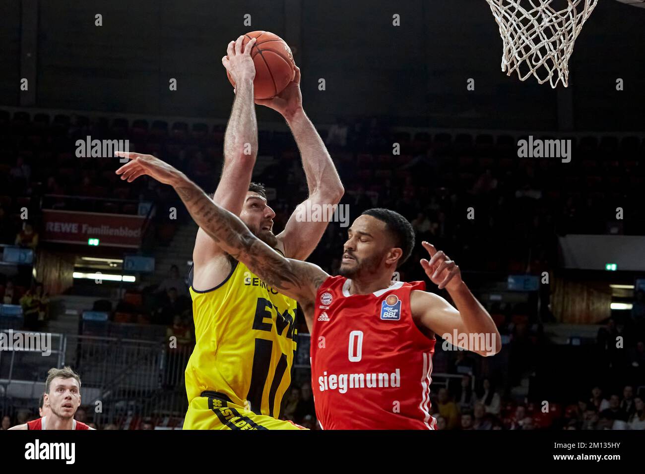 Klassen owen ewe baskets oldenburg hi-res stock photography and images ...