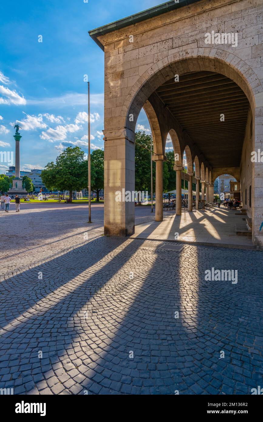 Schlossplatz, Stuttgart-Mitte, jubilee column with figure of Concordia ...