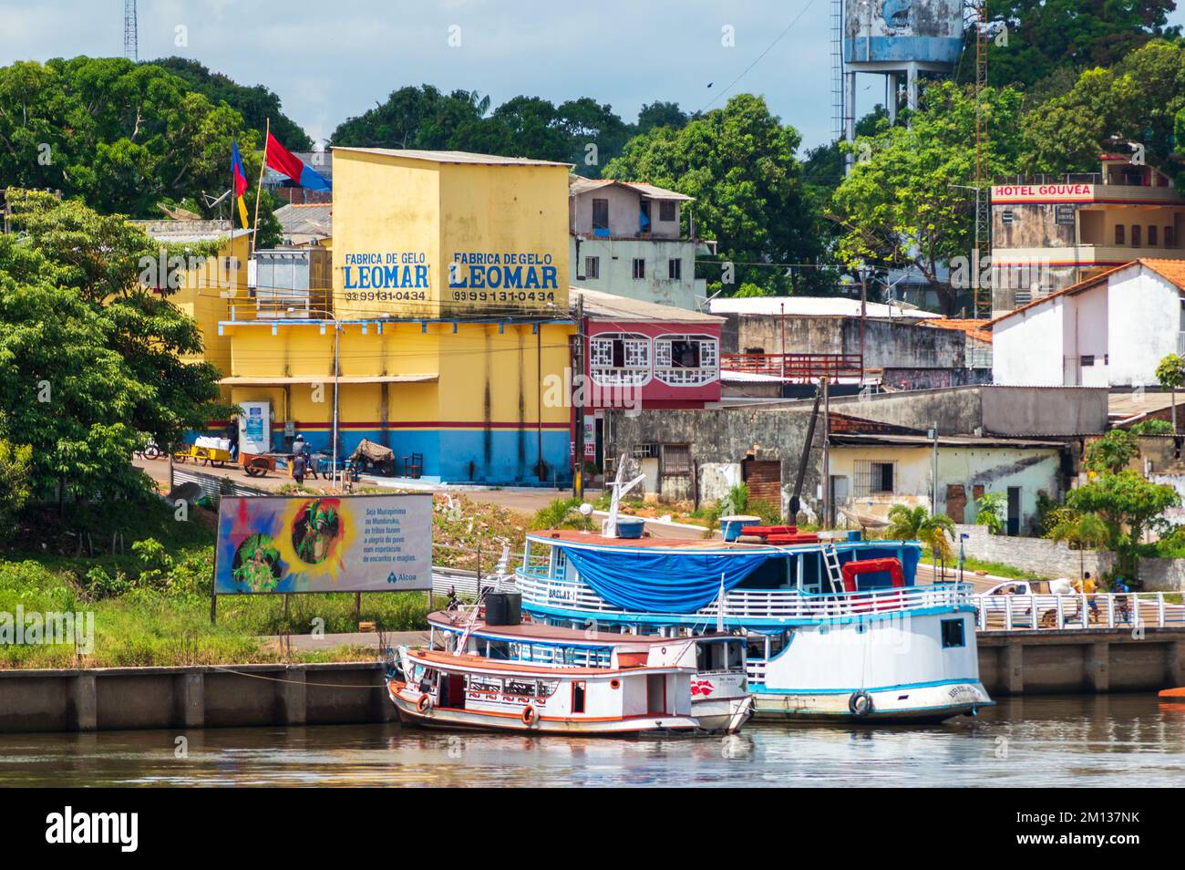 Colourful little town on the banks of the Amazon River, Pará State ...