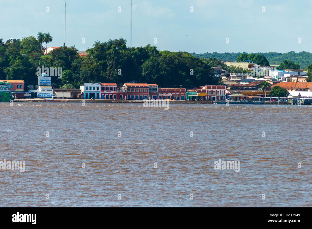 Small rural village on the river banks of Amazon river in Brazil Stock ...