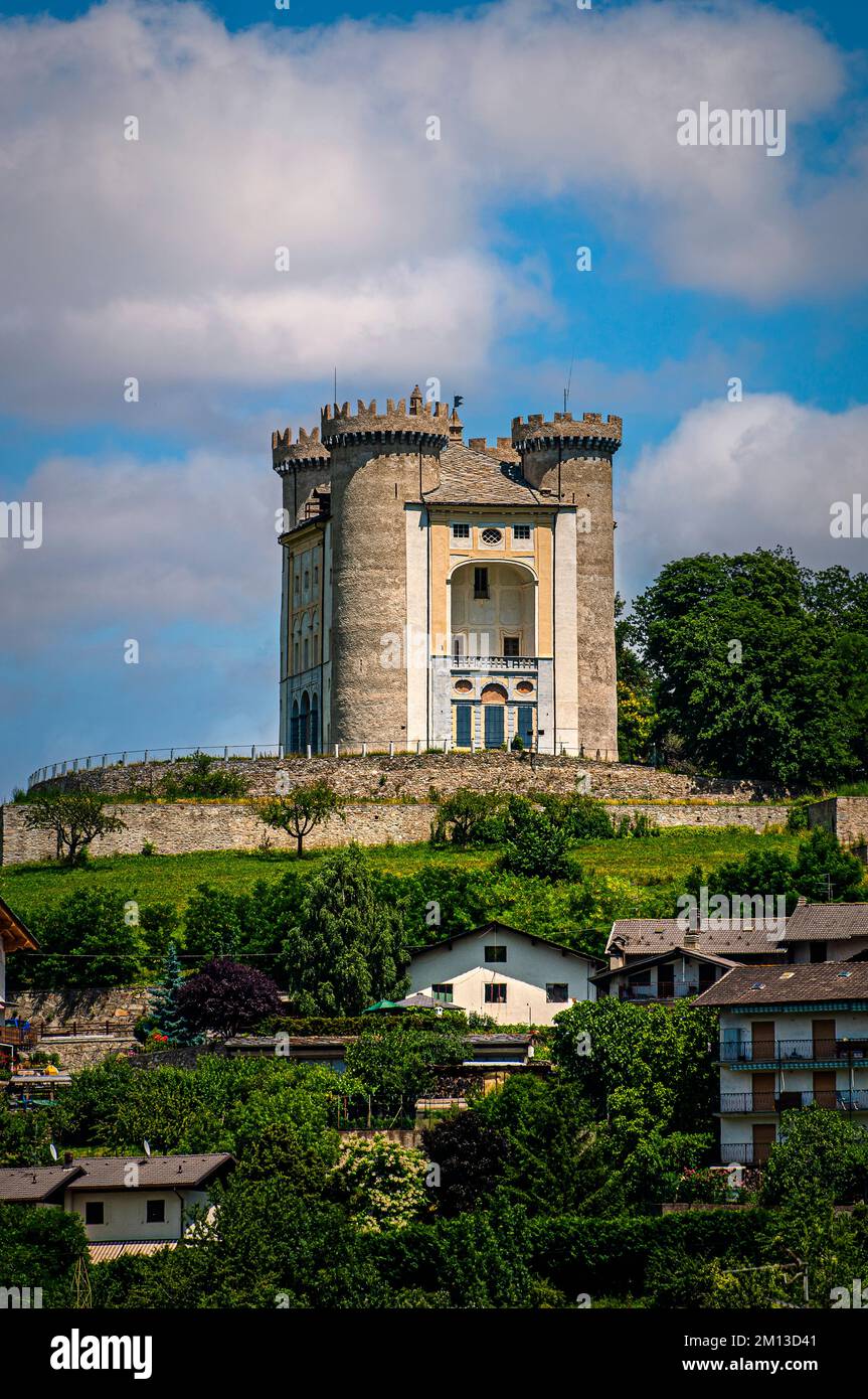 Aymavilles hi-res stock photography and images - Alamy