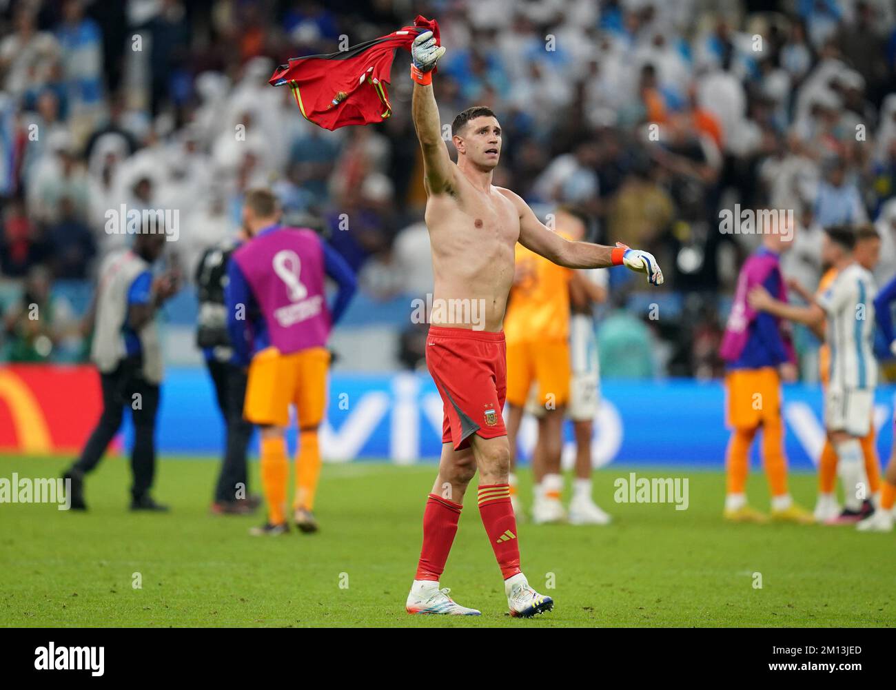 Argentina goalkeeper Emiliano Martinez celebrates his sides victory in ...