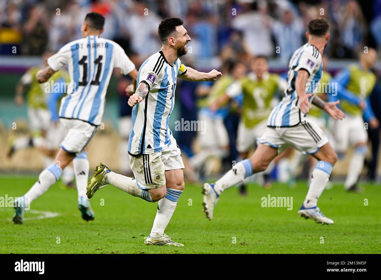 Lionel messi argentina celebrating hi-res stock photography and images ...