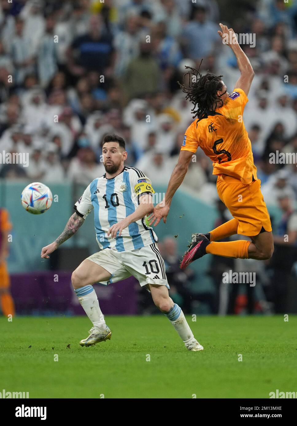 Lionel Messi Abs 2022