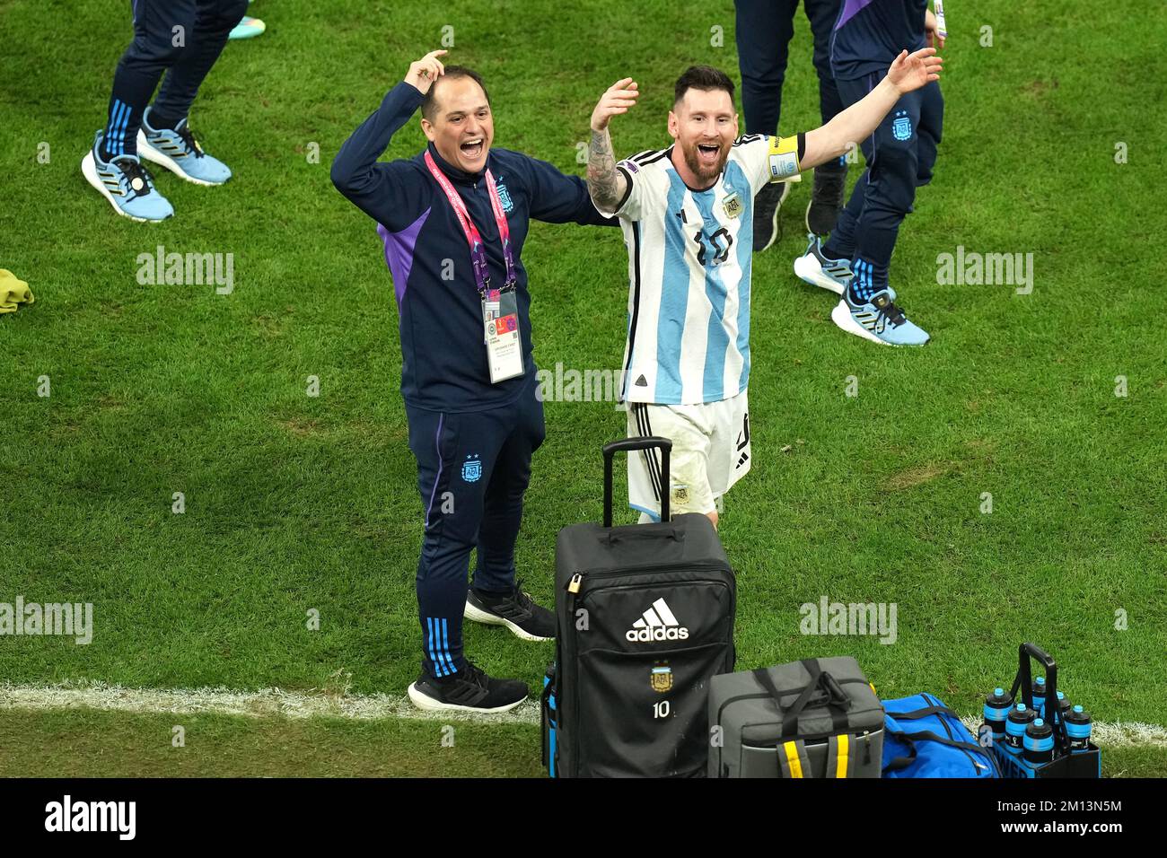 Messi world cup final 2022 celebration hi-res stock photography and ...