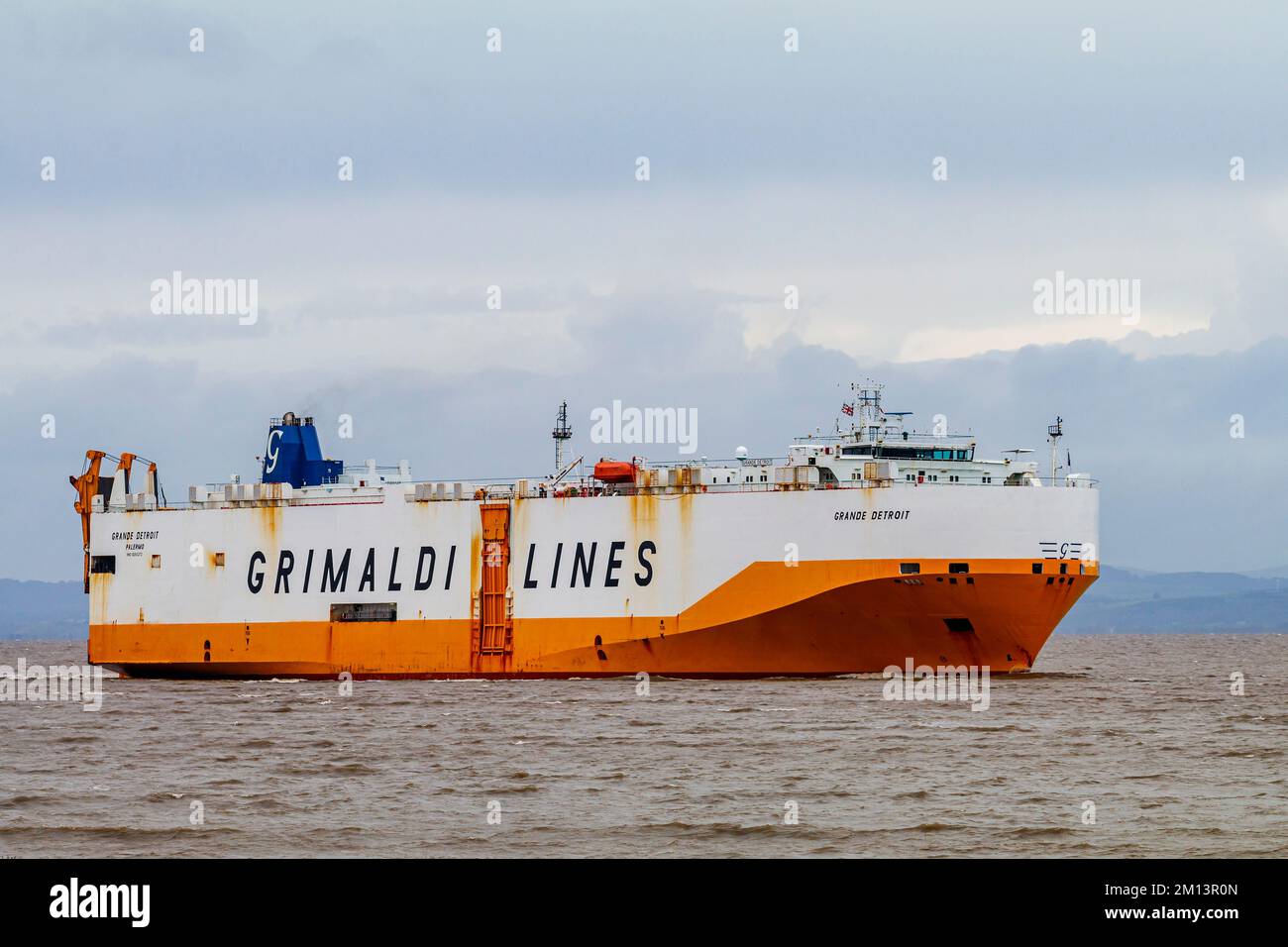 RoRo Grande Detriot heading into Royal Porbury docks Stock Photo - Alamy