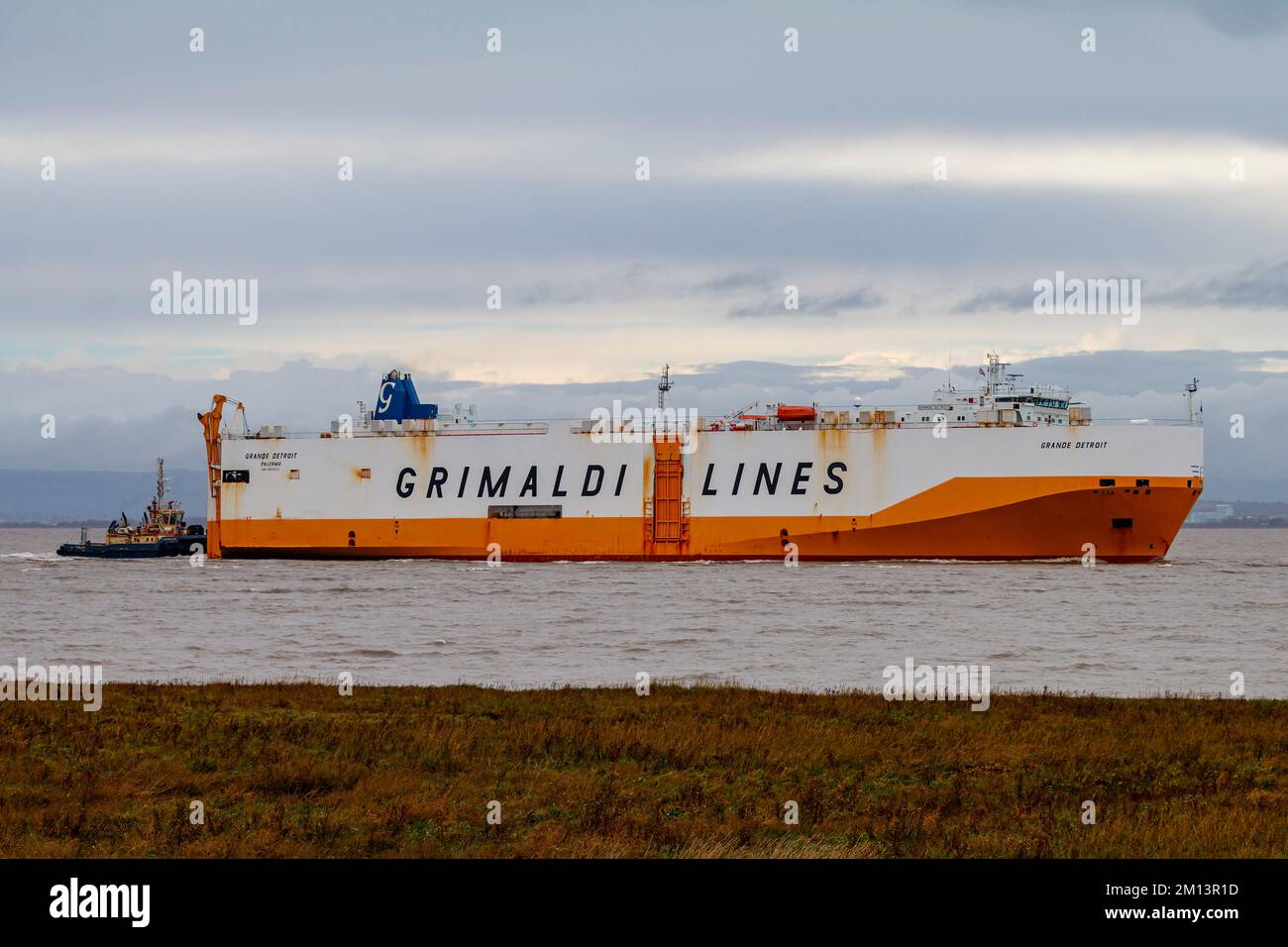 RoRo Grande Detriot heading into Royal Porbury docks Stock Photo - Alamy