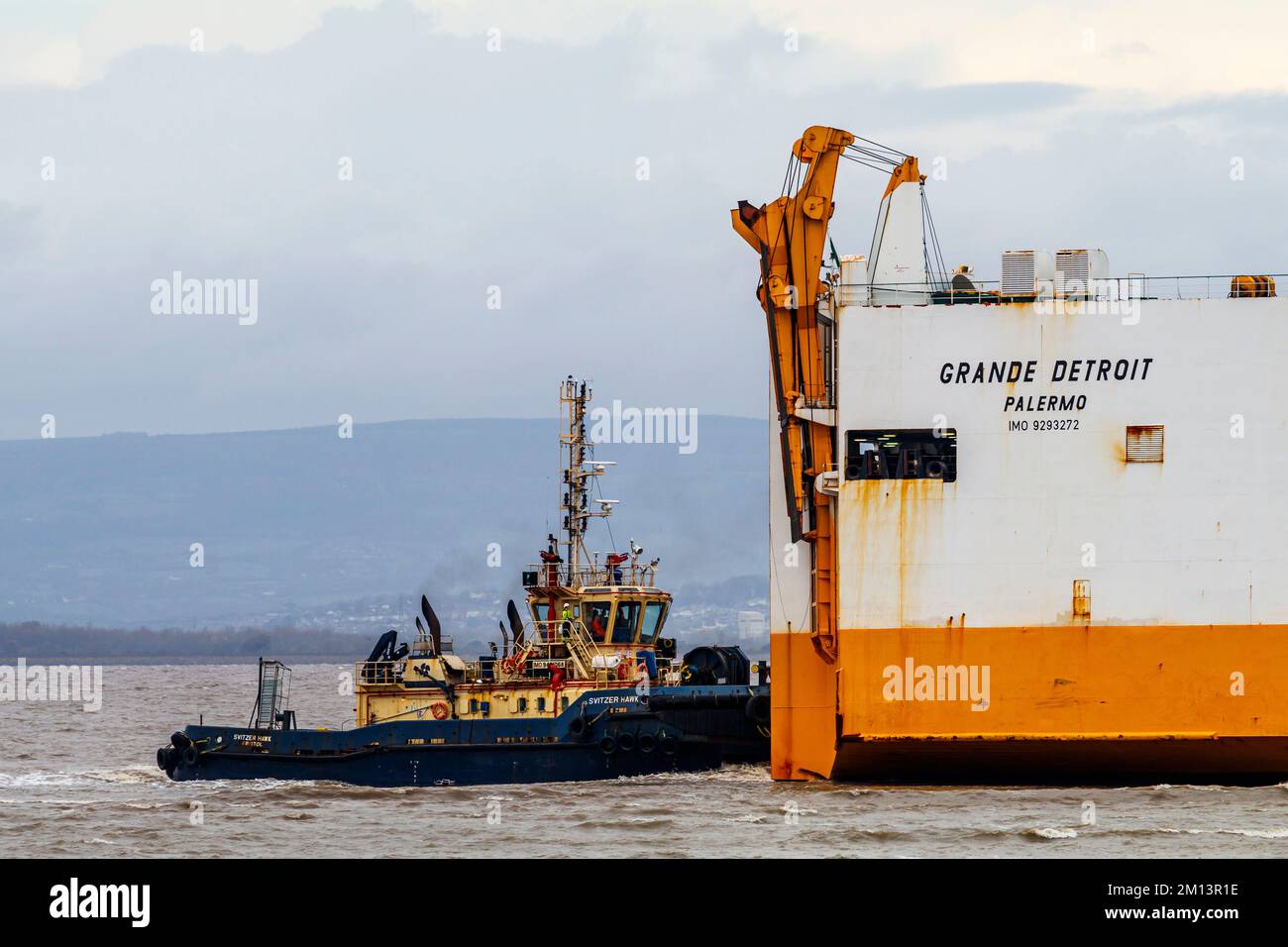 RoRo Grande Detriot heading into Royal Porbury docks Stock Photo - Alamy