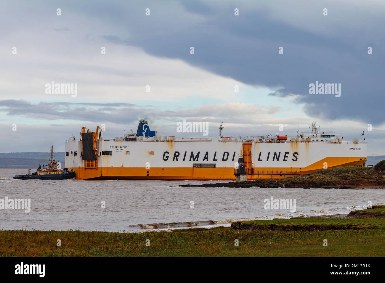 RoRo Grande Detriot heading into Royal Porbury docks Stock Photo - Alamy