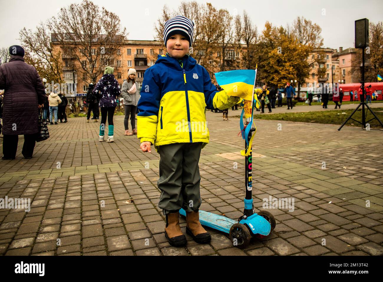 kid of Kherson celebrate the liberation of the city on Freedom Square ...