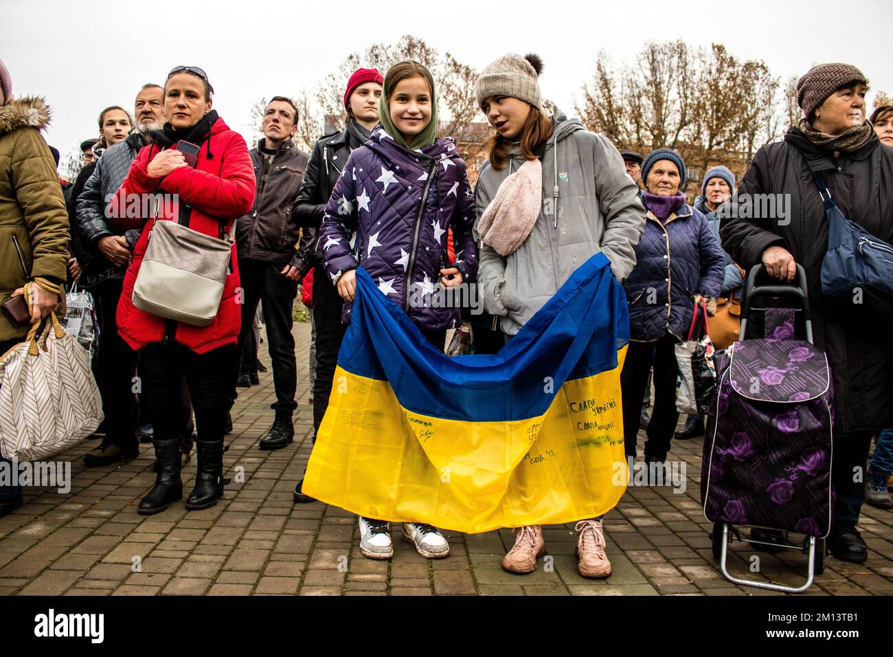 kid of Kherson celebrate the liberation of the city on Freedom Square ...