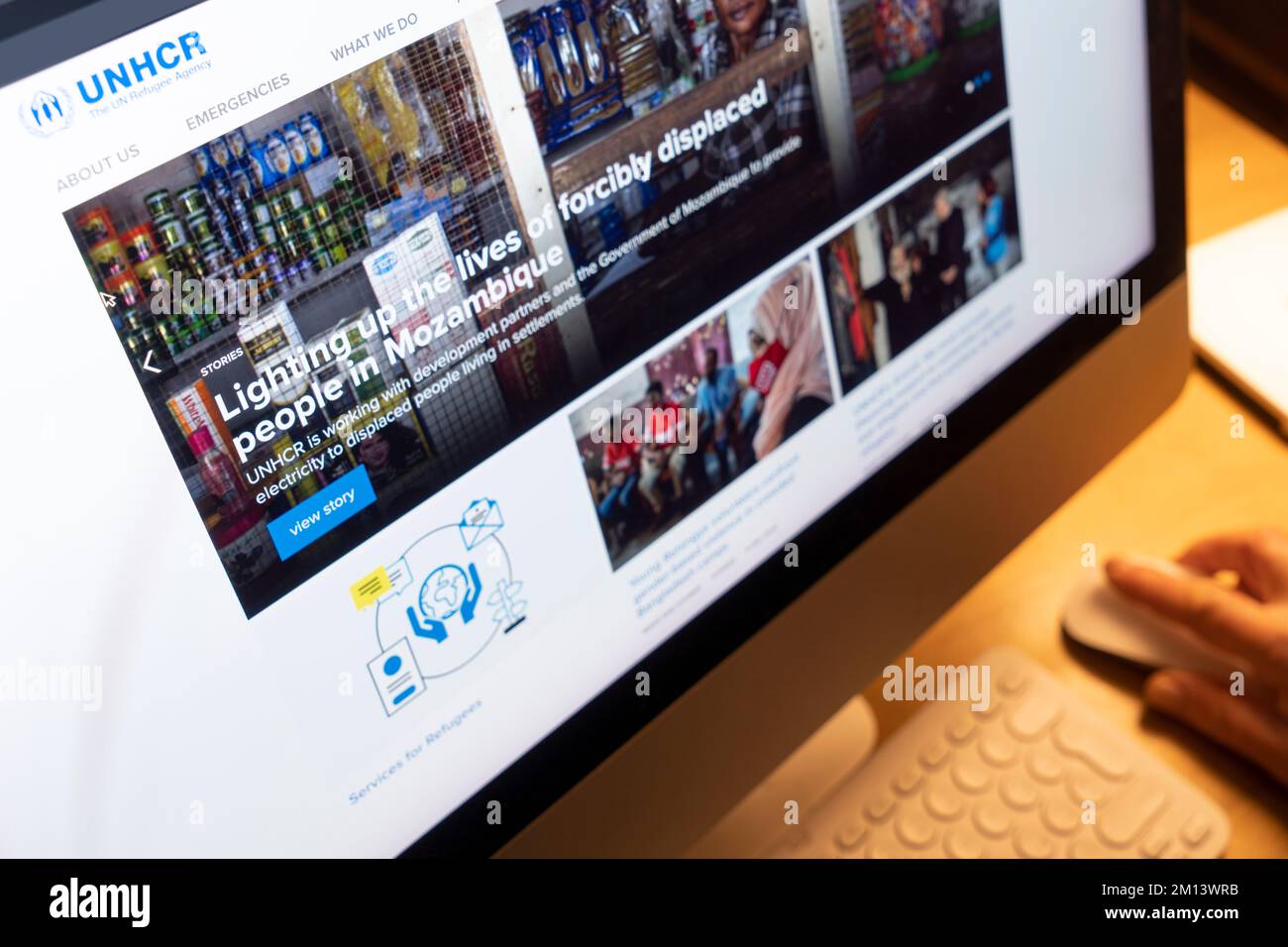 United nations emblem hi-res stock photography and images - Alamy