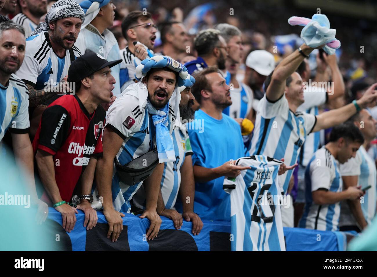 Lusail, Qatar. 9th Dec, 2022. Argentina fans (ARG) Football/Soccer ...