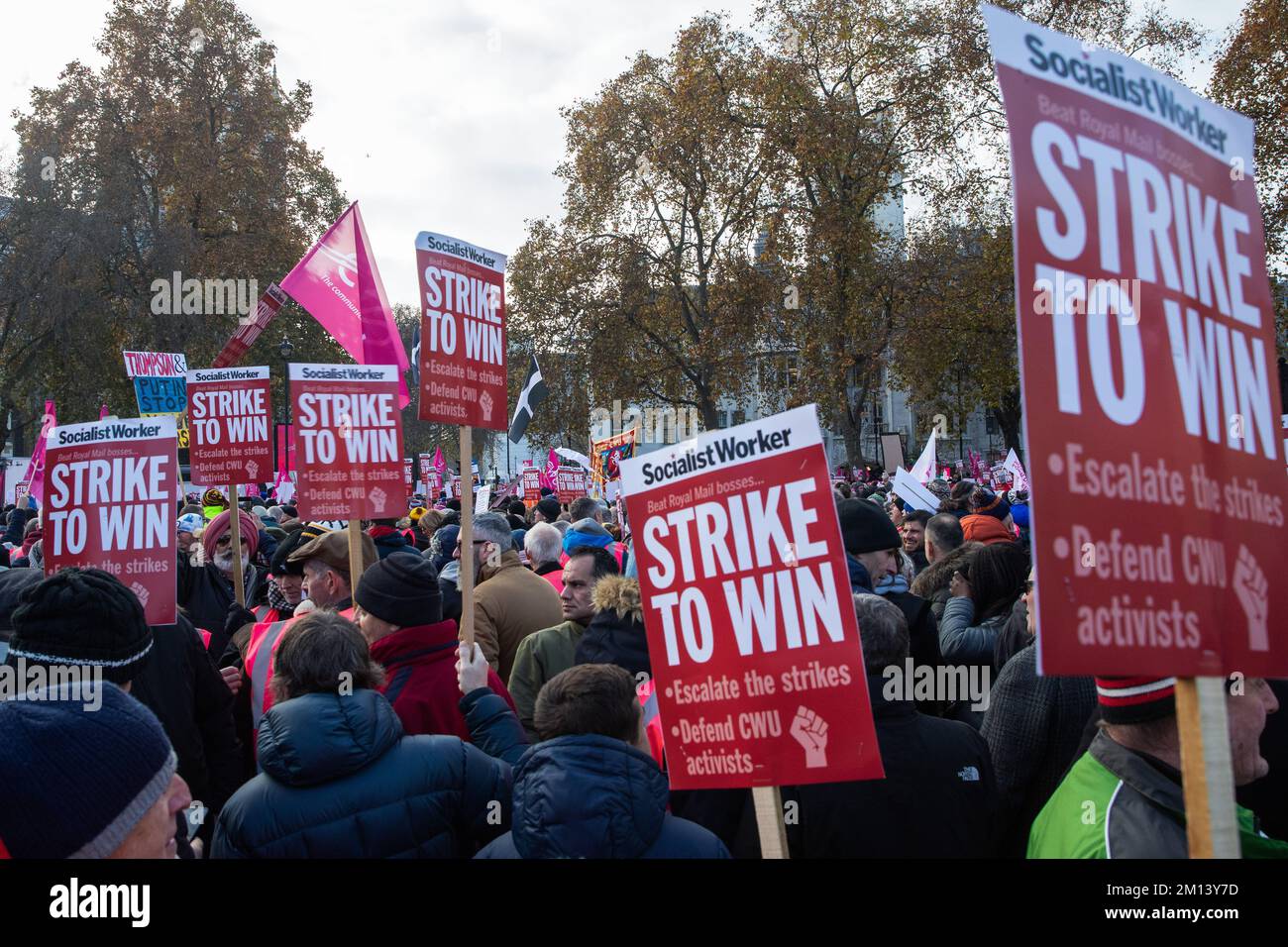 London, UK. 9th December, 2022. Thousands of postal workers from the ...
