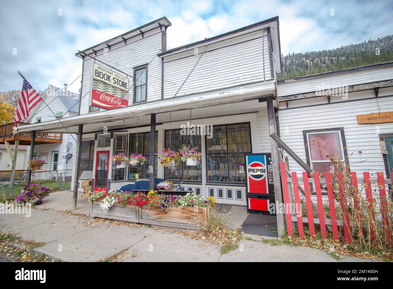 Bookstore hi-res stock photography and images - Alamy