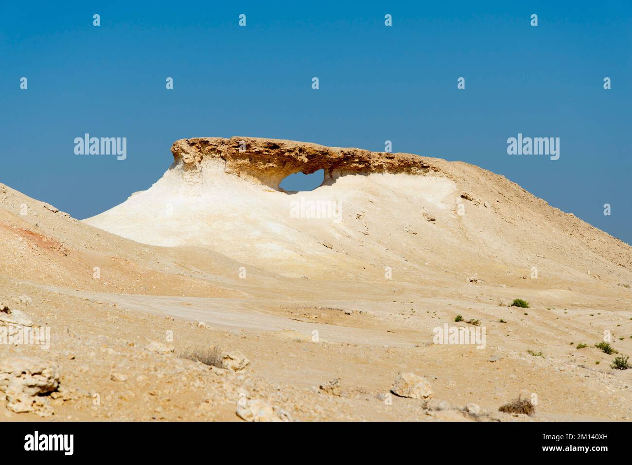 Zekreet Rock Formation - Qatar Stock Photo - Alamy