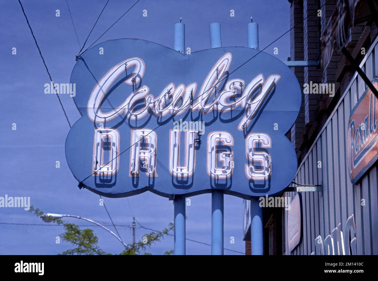 Vintage drug store hi-res stock photography and images - Alamy