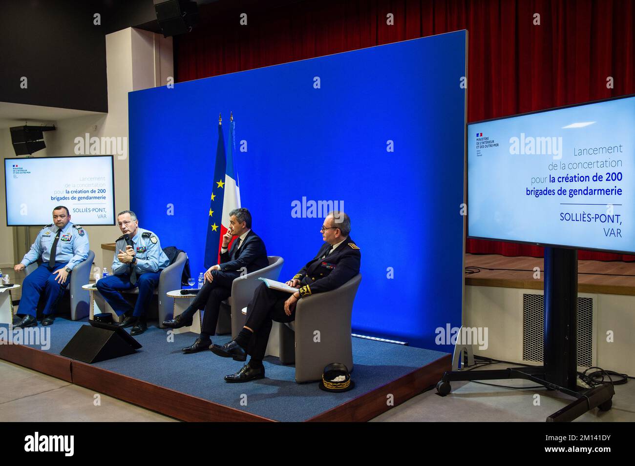Sollies Pont, France. 09th Dec, 2022. (from L to R): Colonel Guillaume ...