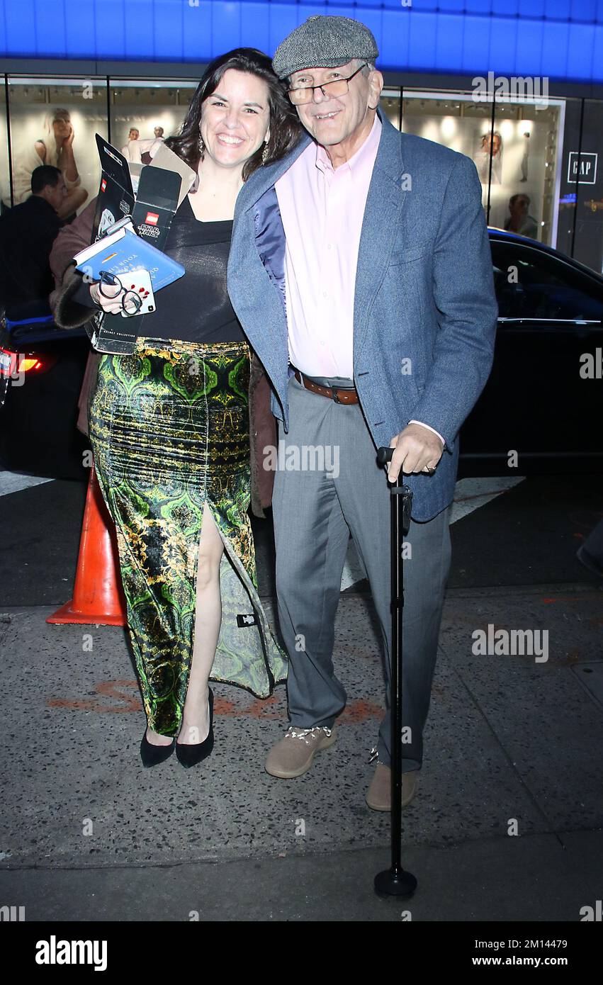 New York, NY, USA. 8th Dec, 2022. Kate Gibson and Charlie Gibson at ...