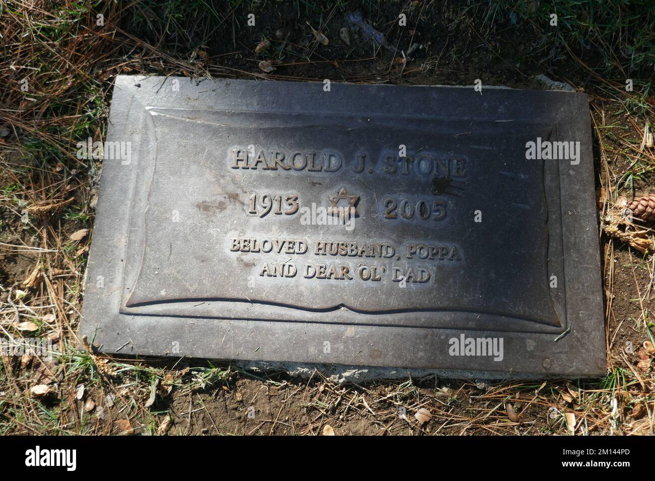 Los Angeles, California, USA 8th December 2022 Actor Harold Stone's ...