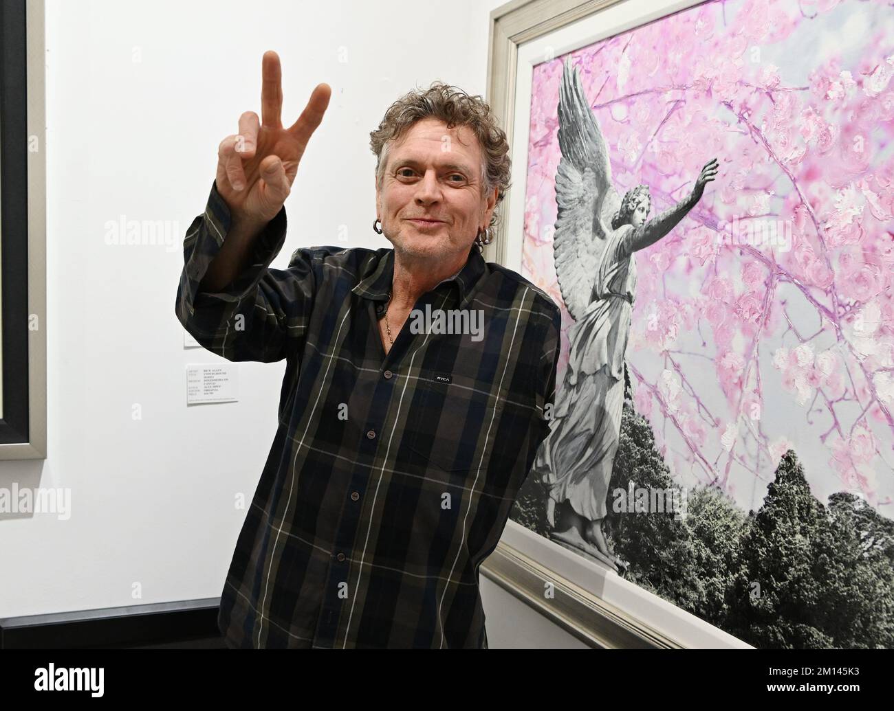 Hollywood FL, USA. 09th Dec, 2022. Rick Allen of Def Leppard poses ...