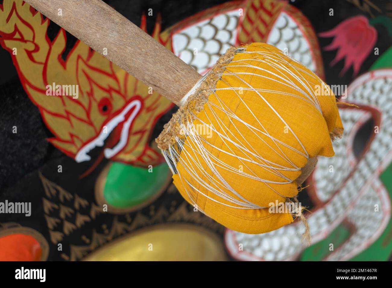 Gong gong snake hi-res stock photography and images - Alamy