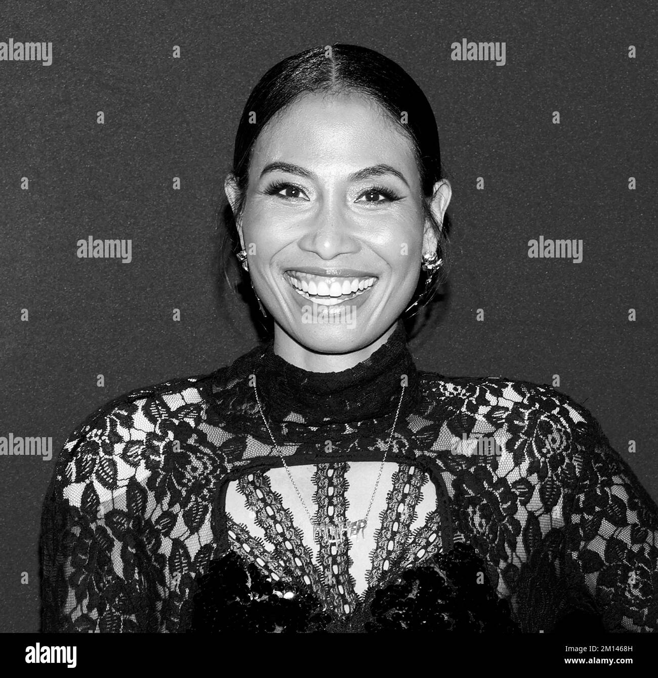 Los Angeles, CA, - Dec 07, 2022: Jen Van Epps arrives at the movie ... Los Angeles, CA, - Dec 07, 2022: Jen Van Epps arrives at the movie ...
