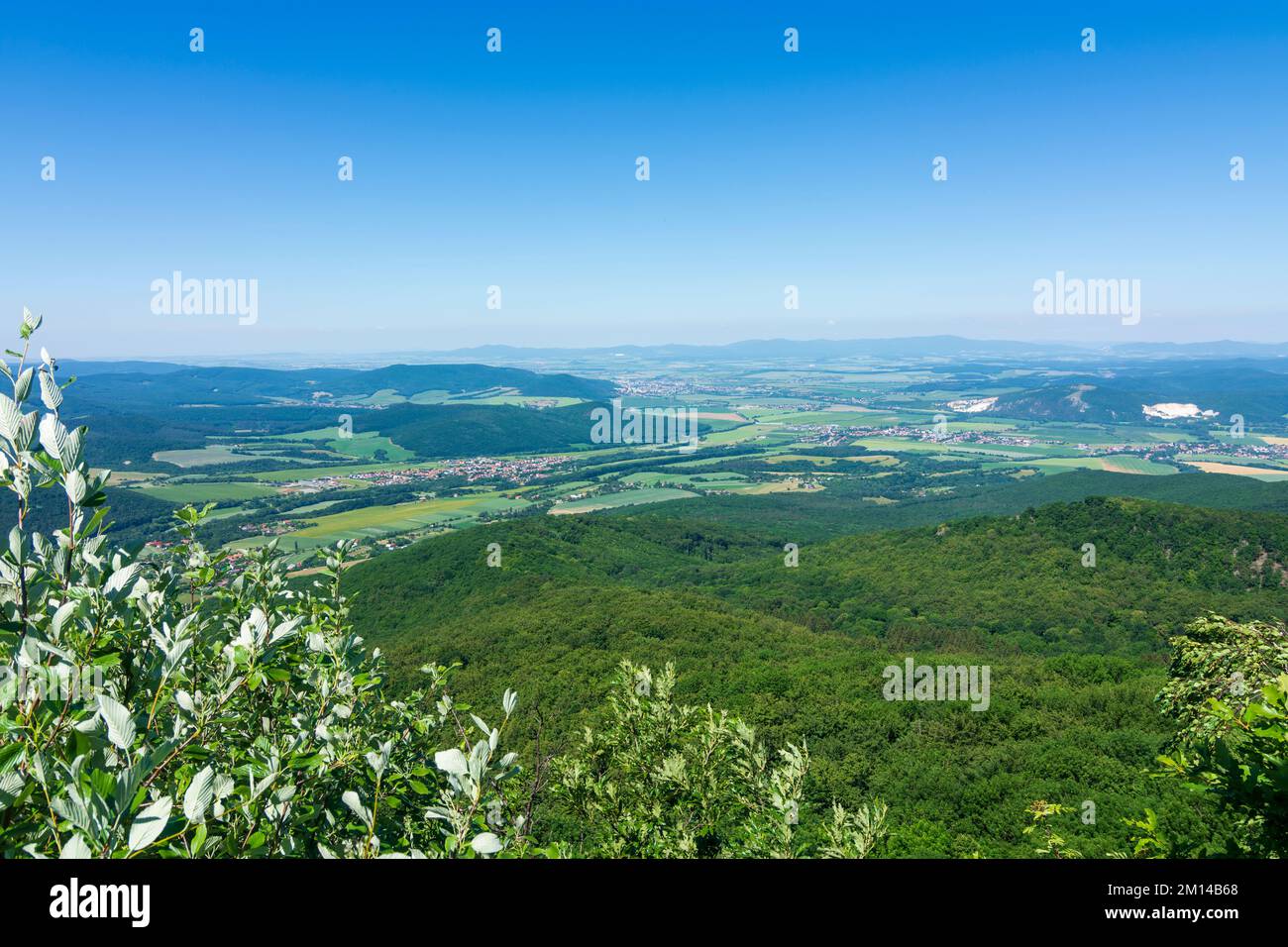 Vtacnik Mountains (Vogelgebirge): summit Zarnov, view to South in ...