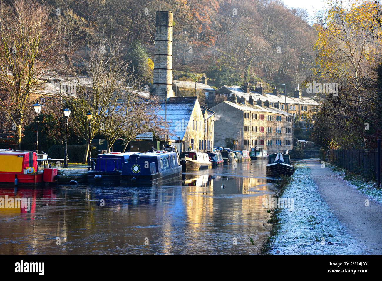 Happy Valley, Hebden Bridge, Frozen Stock Photo - Alamy