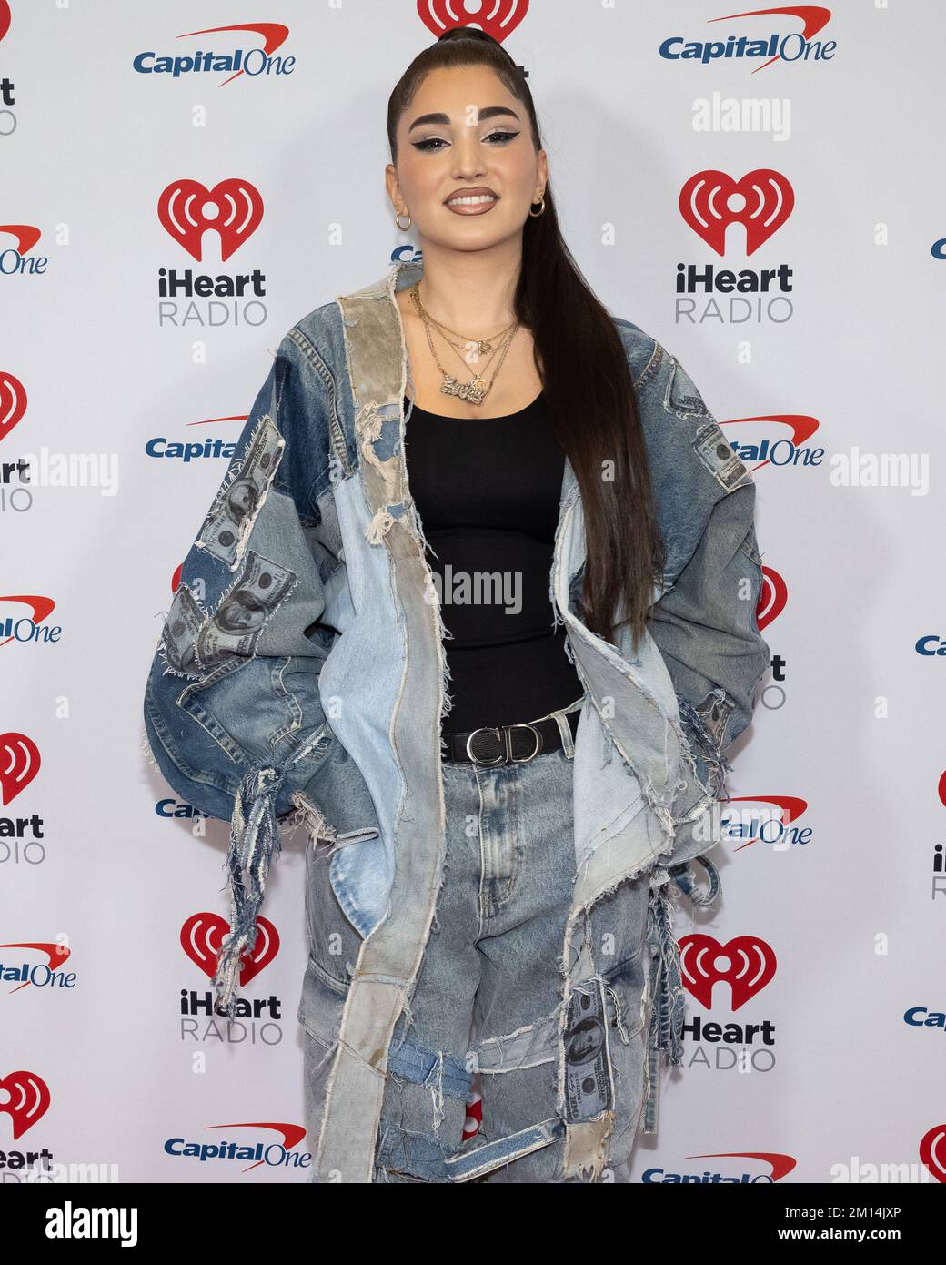 New York, USA. 09th Dec, 2022. Enisa arrives on the red carpet for the ...