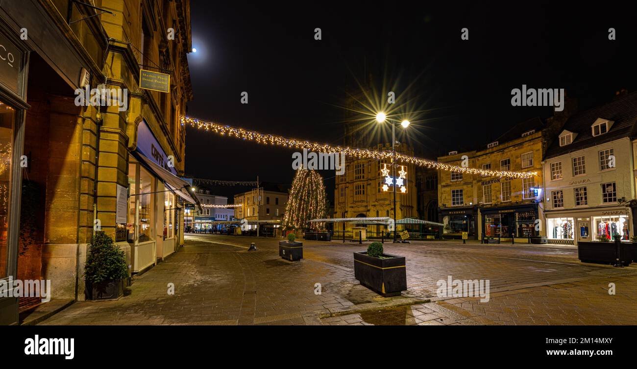 Cirencester christmas market hi-res stock photography and images - Alamy