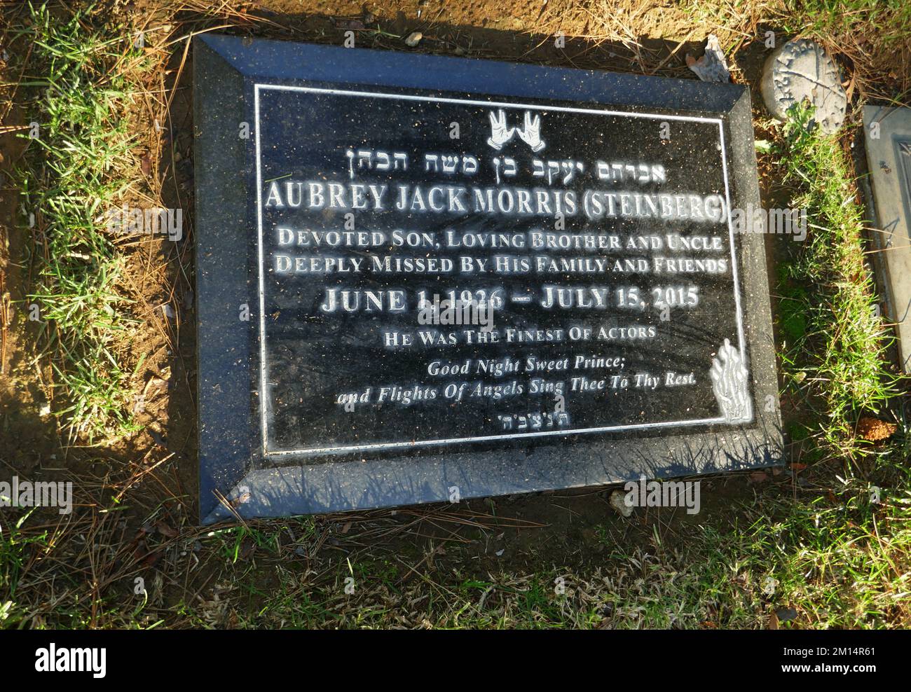 Los Angeles, California, USA 8th December 2022 Actor Aubrey Morris Grave in Ramah at Mount Sinai ...