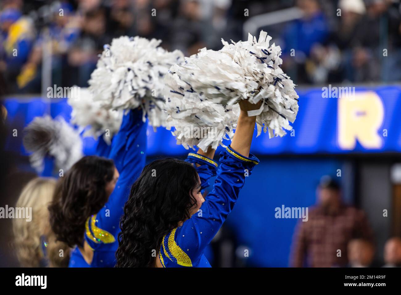Rams cheerleaders hi-res stock photography and images - Alamy
