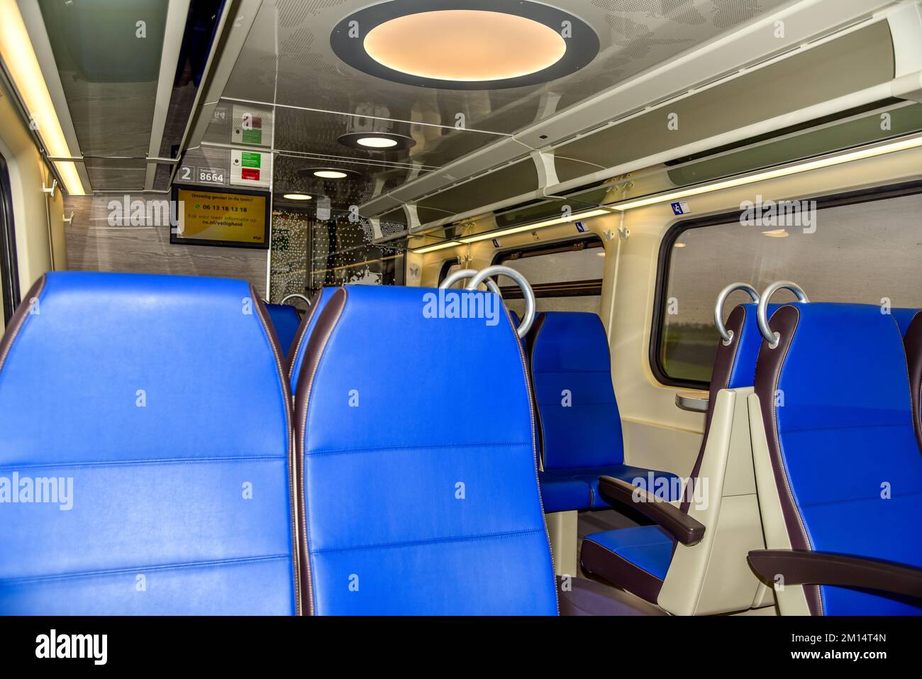 Dutch sprinter train netherlands hi-res stock photography and images ...