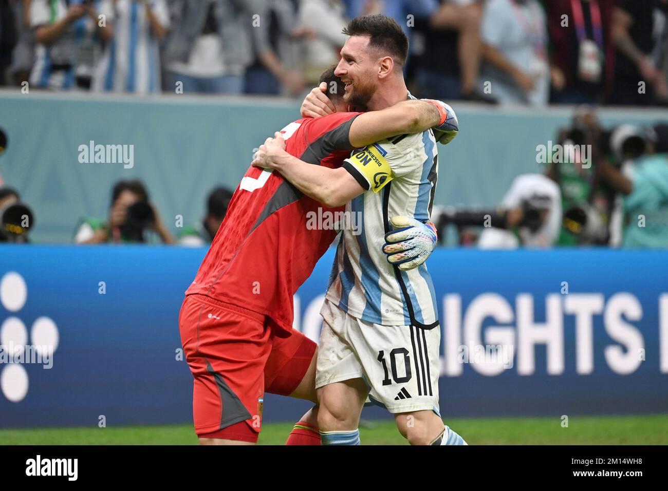 Emiliano martinez action 2022 hi-res stock photography and images - Alamy