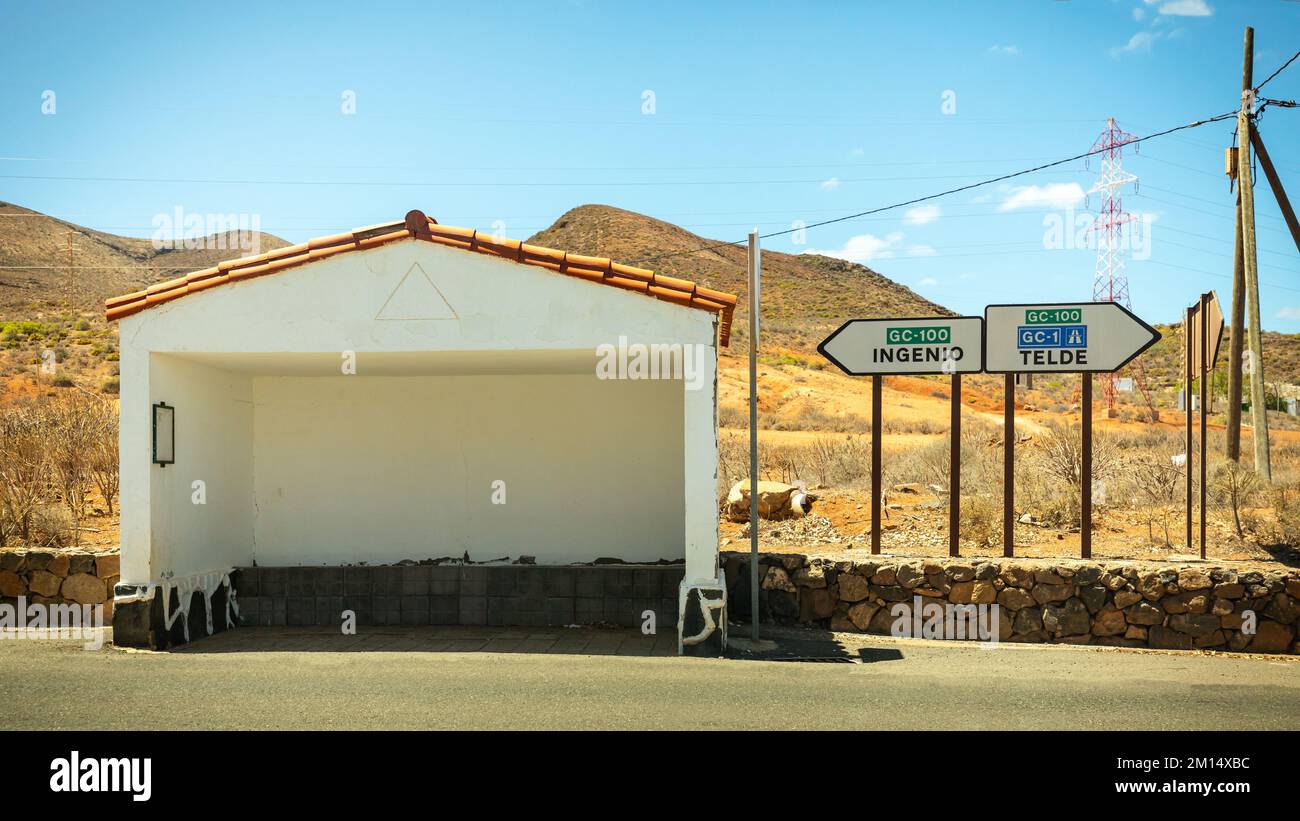 Bus Stop inside Gran Canaria Stock Photo - Alamy