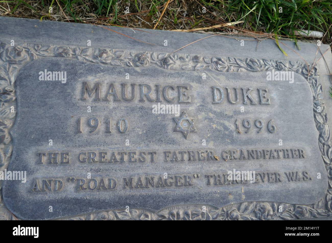 Dukes funeral hi-res stock photography and images - Alamy