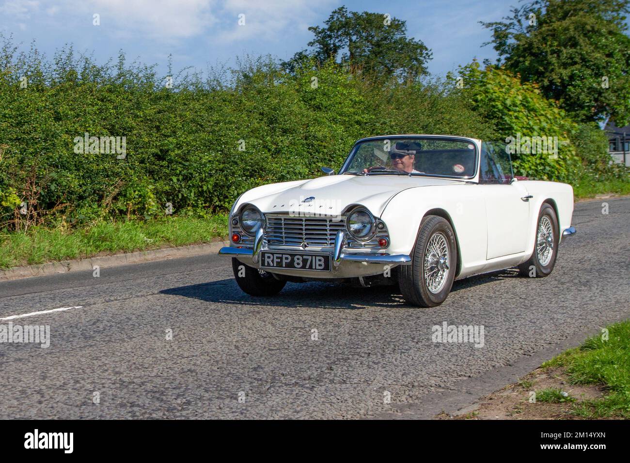 1964 60s sixties White TRIUMPH TR4 2138cc Petrol Cabriolet convertible ...