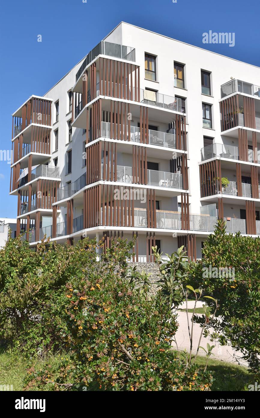 Attractive, airy, balconied six-storey apartment buildings overlooking ...