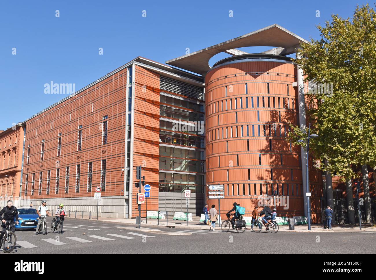 The new Courthouse in Toulouse, France, completed 2008 finished in the ...