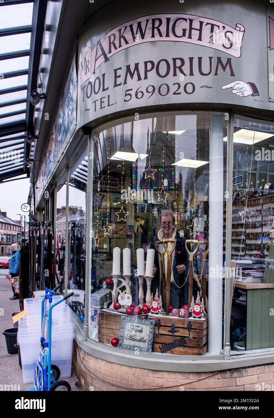 Harrogate, UK. 10th Dec, 2022. Jennie Lyons of Arkwright's Tool ...